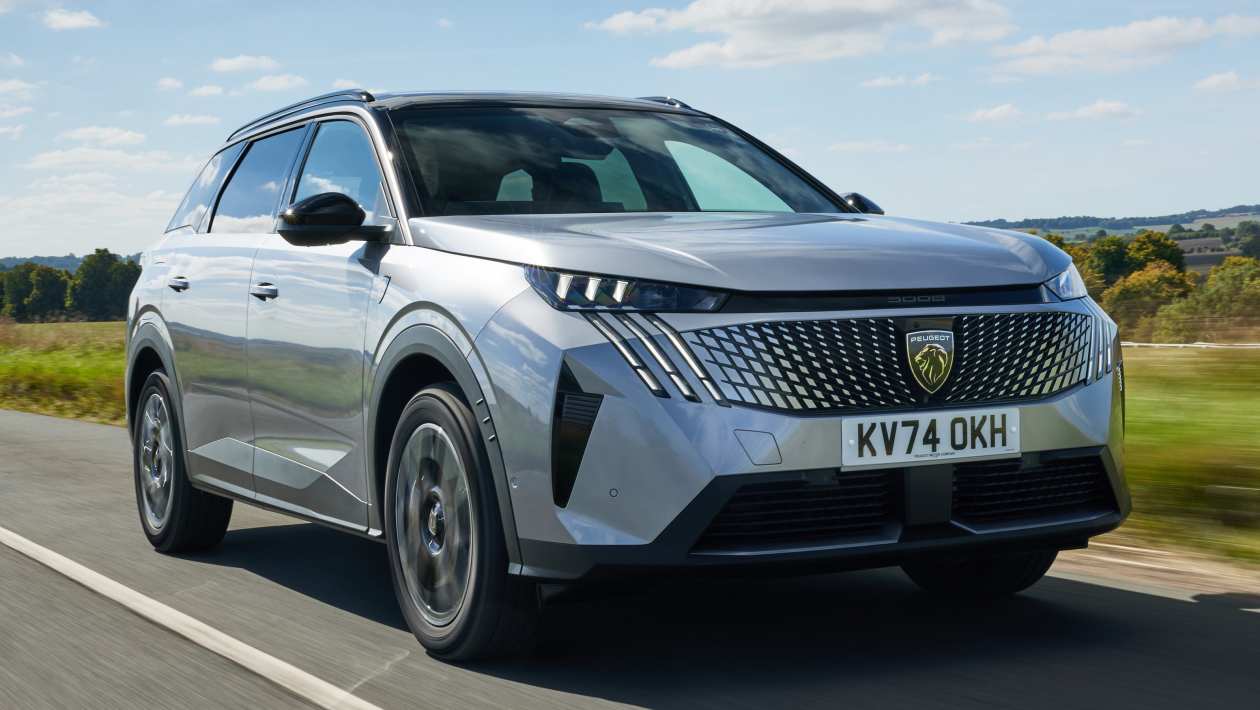 Peugeot 5008 Estate 1.2 Hybrid 145 Allure 5dr e-DSC6 [NI] | Auto Express